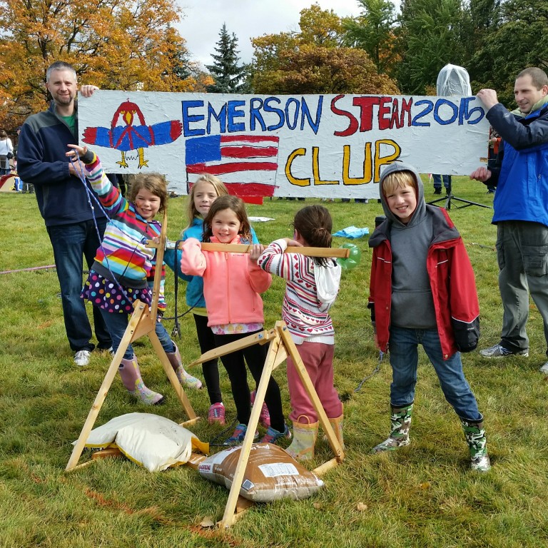 CATAPULT CONTEST - The Rubber Band Project